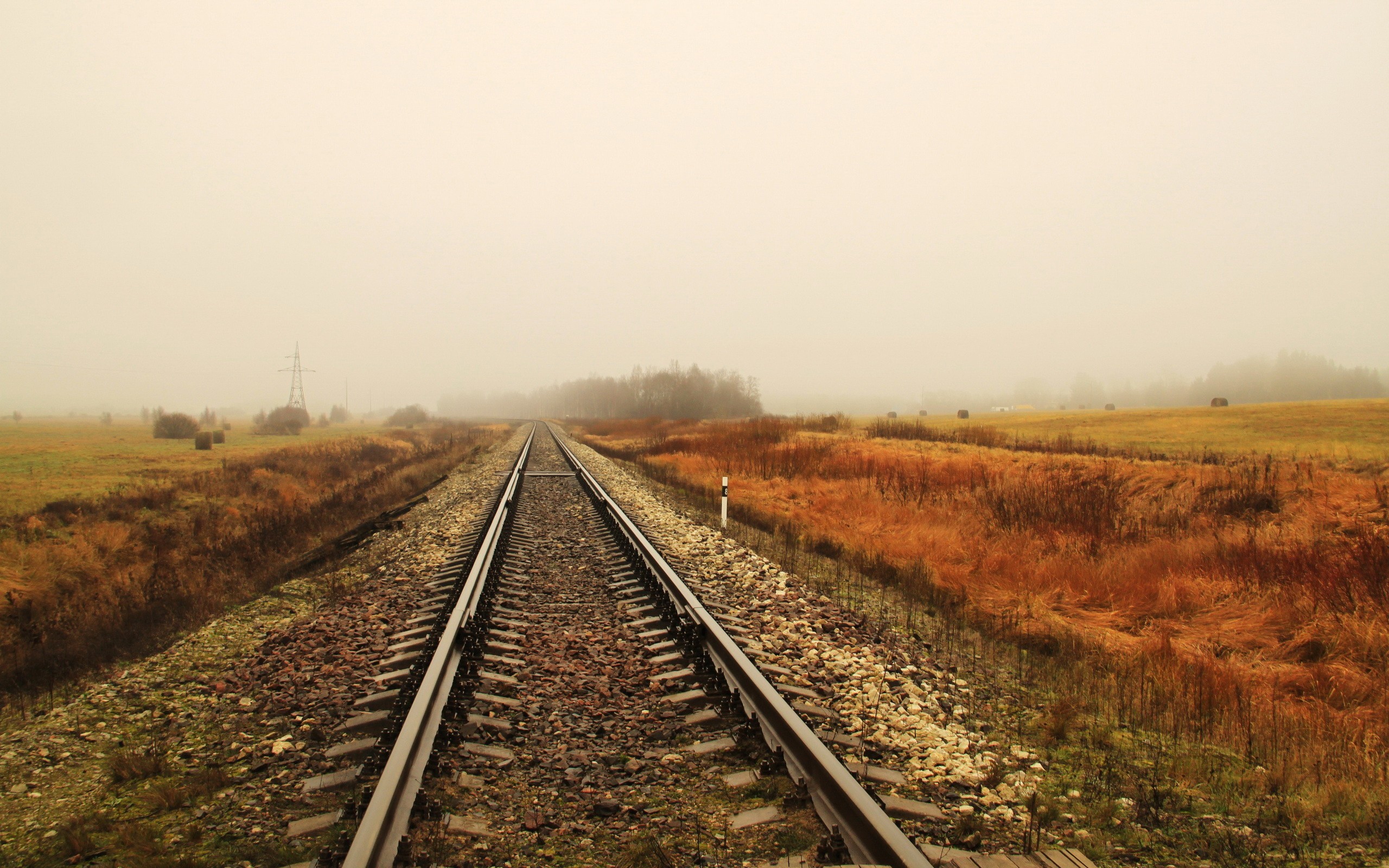 Railroad Background 07 - [2560x1600]