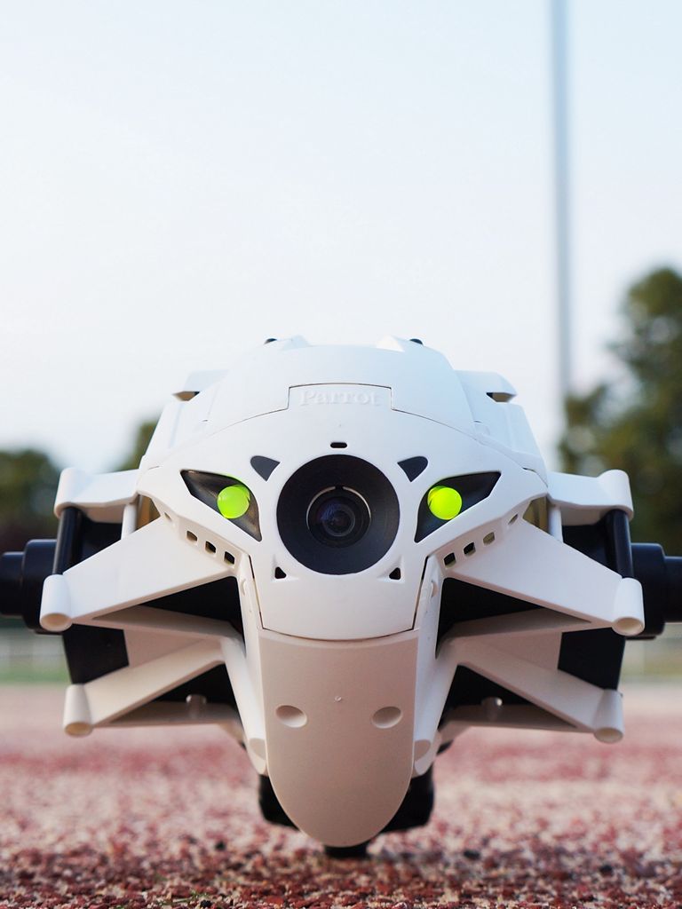 Parrot Minidrone Jumping Sumo - [768x1024]